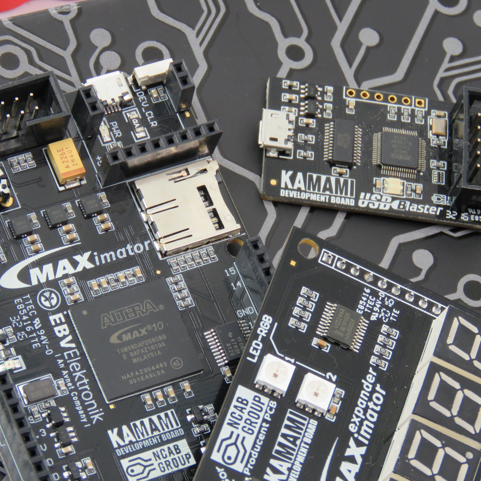 maXimator - Altera MAX10 FPGA development board